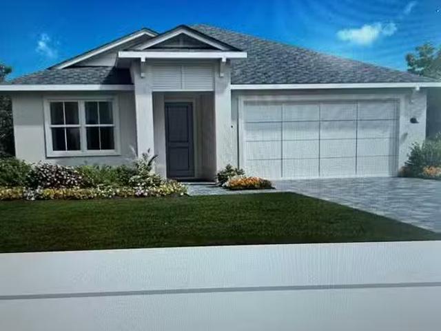 3 Bedroom 2 Bathroom House In Punta Gorda With Great Amenities.