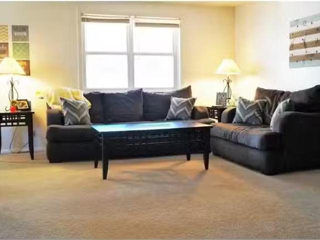 3 Bedroom 400 Apartments, The