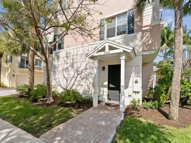 3 bedroom 4 bath condo for sale