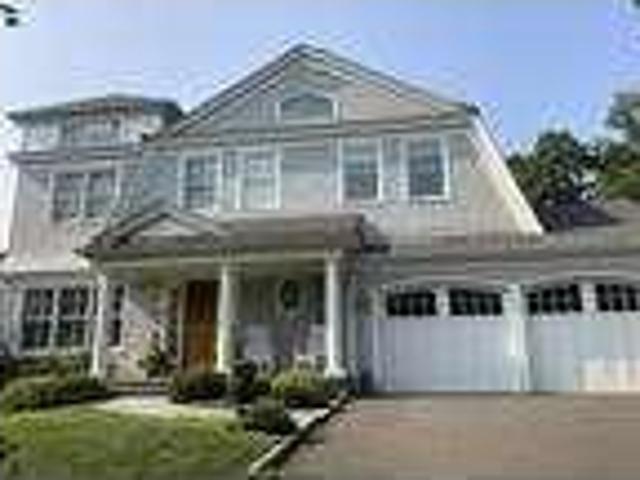 3 Bedroom 4 Bath In Norwalk Connecticut 06853