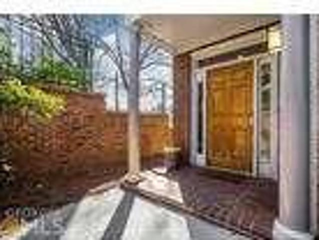 3 Bedroom 4 Bath In Atlanta GA 30306