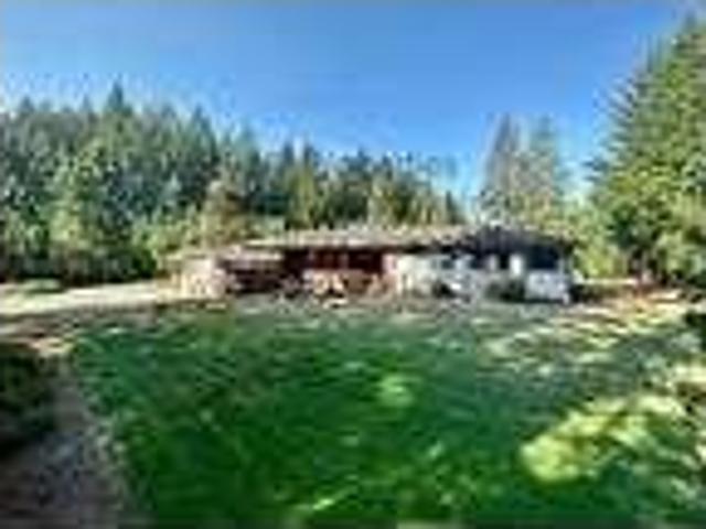 3 Bedroom 4 Bath In Beavercreek OR 97004