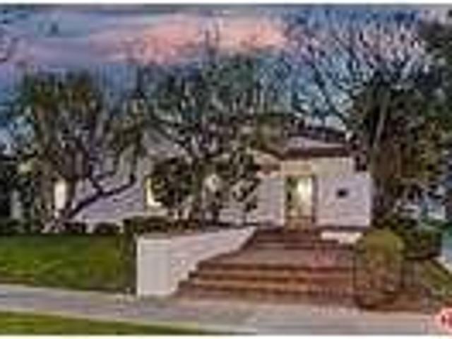 3 Bedroom 4 Bath In Beverly Hills CA 90212