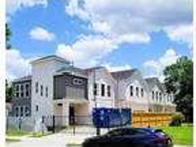 3 Bedroom 4 Bath In Houston Texas 77021