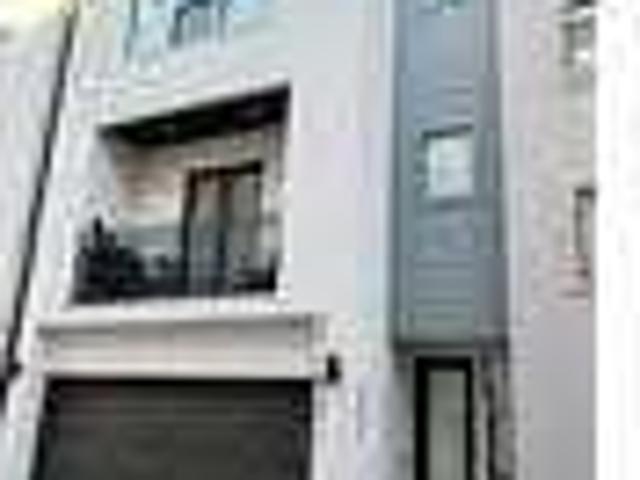 3 Bedroom 4 Bath In Houston Texas 77043