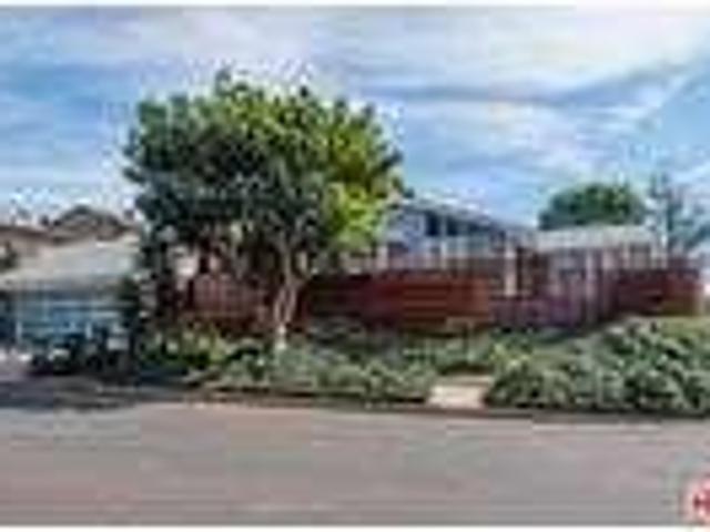3 Bedroom 4 Bath In Pacific Palisades California 90272