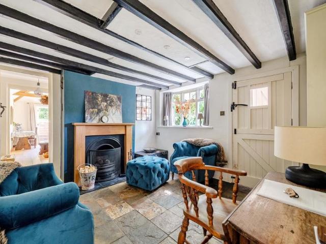 3 bedroom cottage to rent