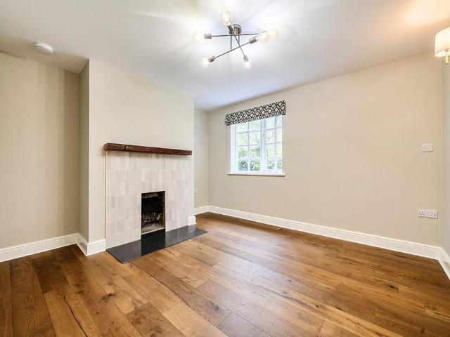 3 bedroom cottage to rent