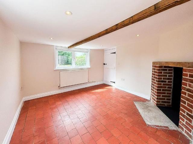 3 bedroom cottage to rent