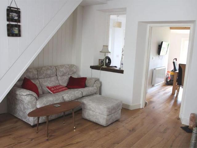 3 bedroom cottage to rent