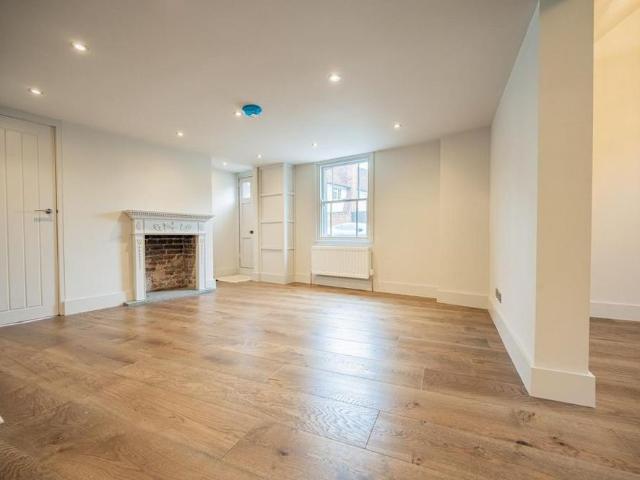 3 bedroom cottage to rent