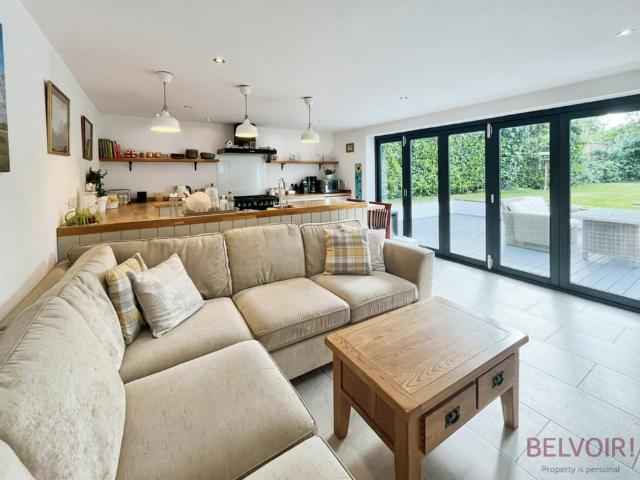 3 bedroom cottage to rent