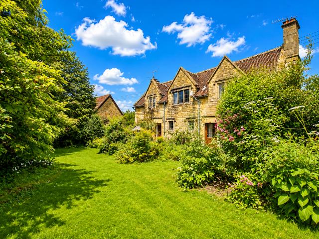 3 bedroom cottage to rent