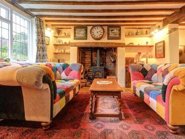 3 bedroom cottage to rent