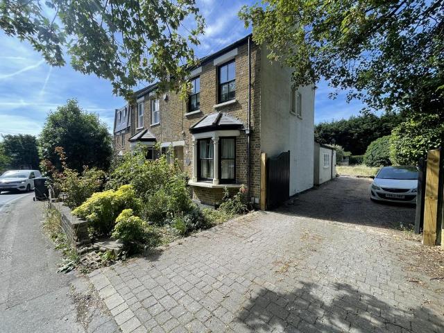 3 bedroom cottage to rent