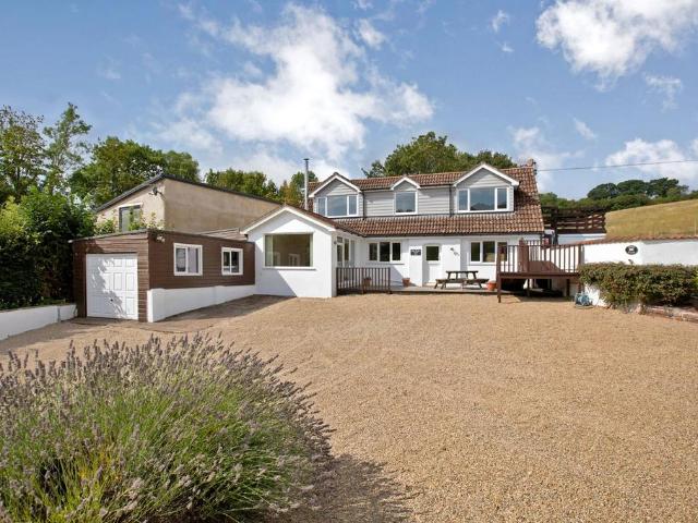 3 bedroom cottage to rent