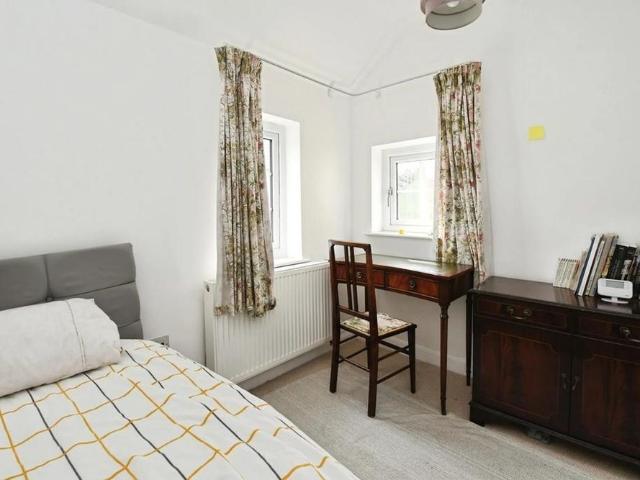 3 bedroom cottage to rent
