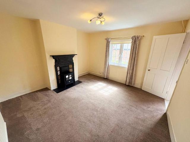 3 bedroom cottage to rent