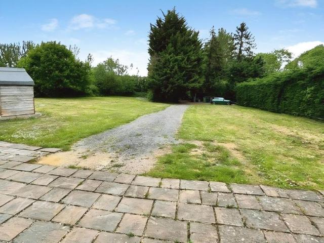 3 bedroom cottage to rent