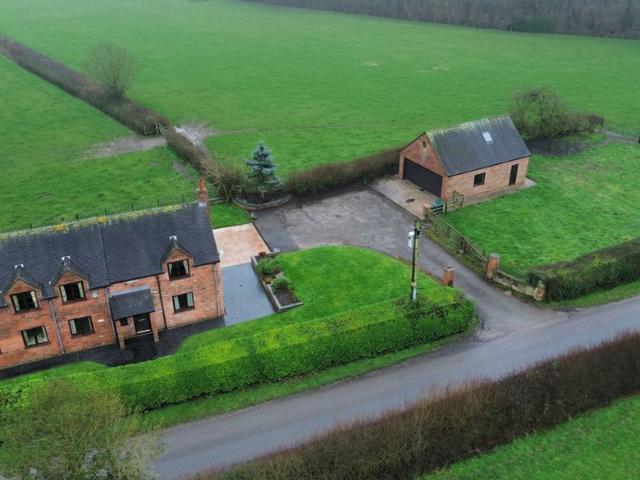 3 bedroom cottage to rent