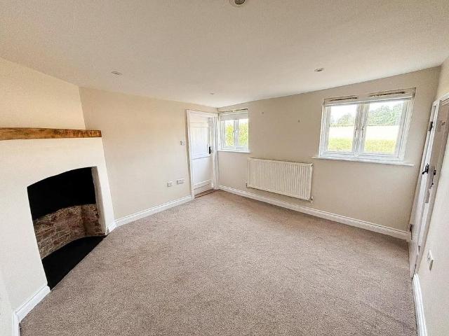 3 bedroom cottage to rent