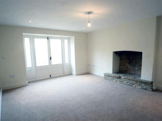 3 bedroom cottage to rent
