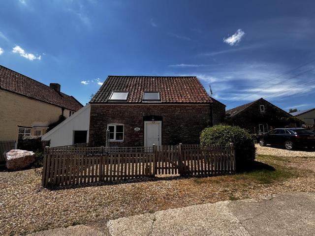 3 bedroom cottage to rent