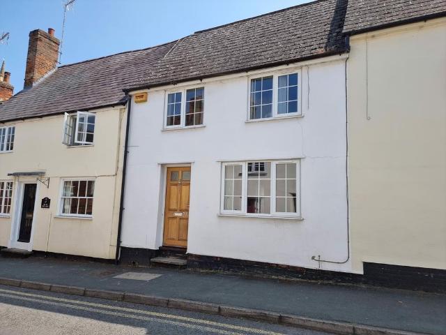 3 bedroom cottage to rent
