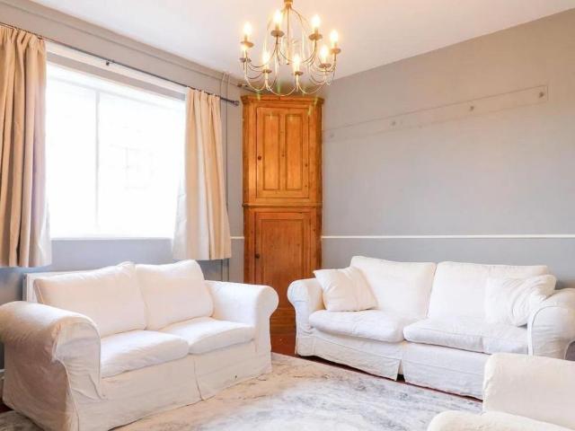 3 bedroom cottage to rent