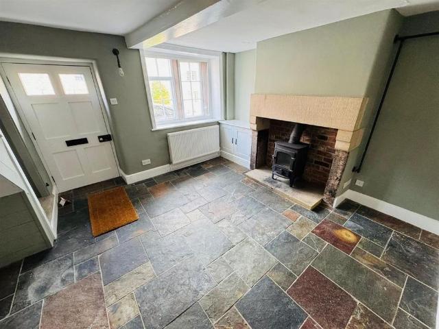 3 bedroom cottage to rent