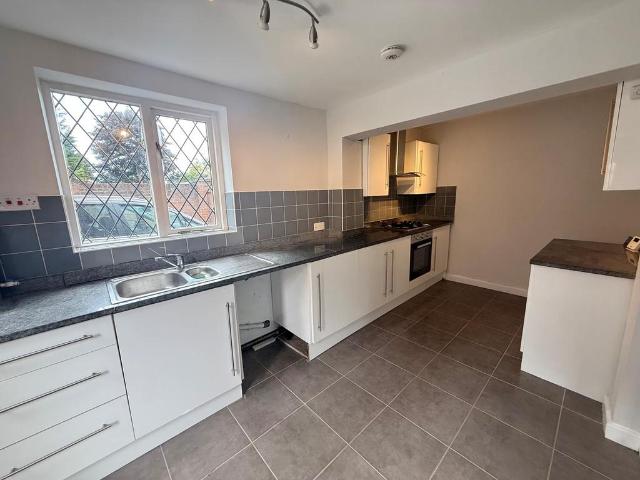 3 bedroom cottage to rent