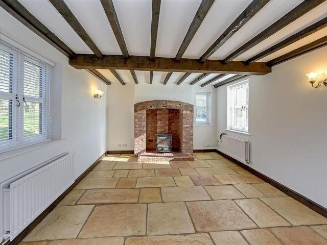 3 bedroom cottage to rent