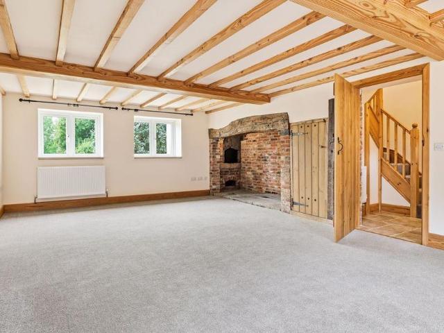 3 bedroom cottage to rent