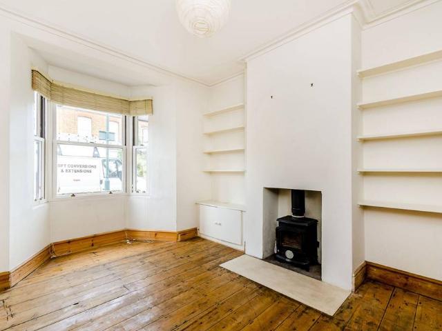 3 bedroom cottage to rent