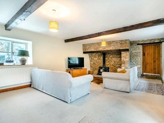3 bedroom cottage to rent