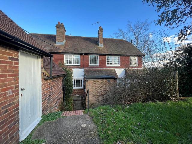 3 bedroom cottage to rent