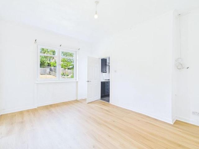 3 bedroom cottage to rent