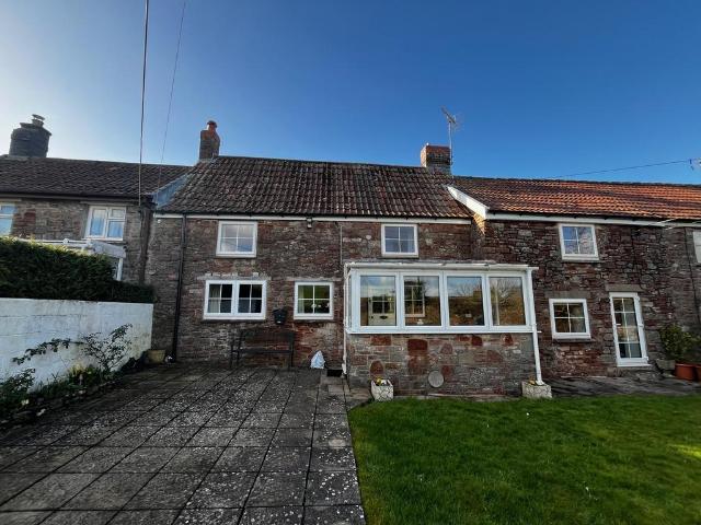 3 bedroom cottage to rent