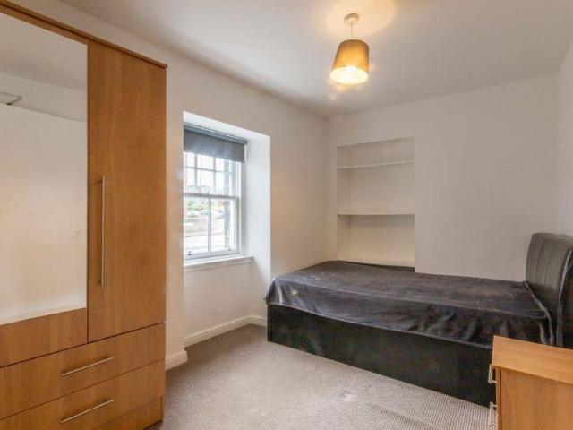 3 bedroom cottage to rent