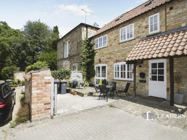3 bedroom cottage to rent
