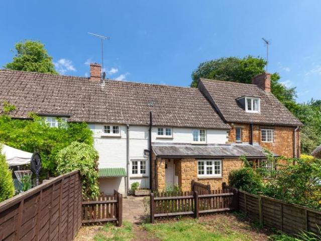 3 bedroom cottage to rent