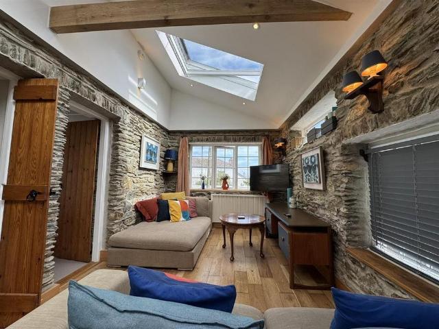 3 bedroom cottage to rent