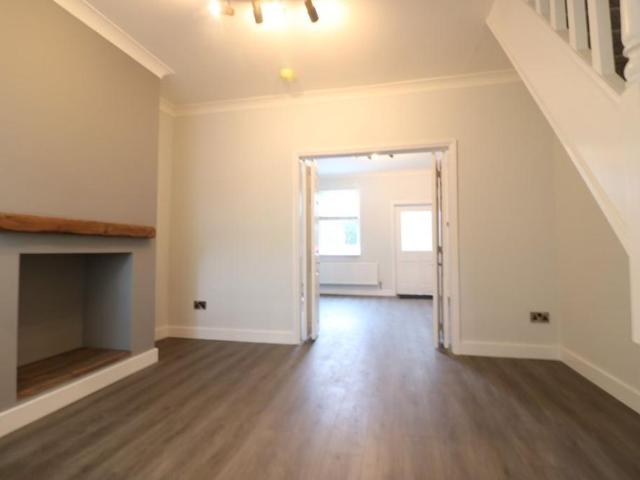 3 bedroom cottage to rent