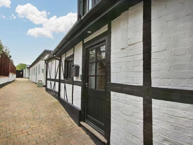 3 bedroom cottage to rent