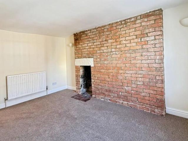 3 bedroom cottage to rent
