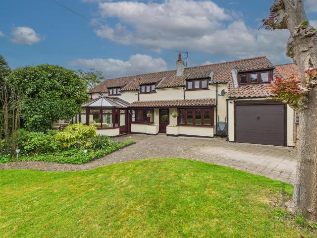 3 bedroom cottage for sale