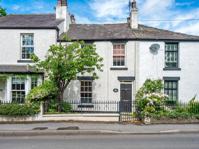 3 bedroom cottage for sale