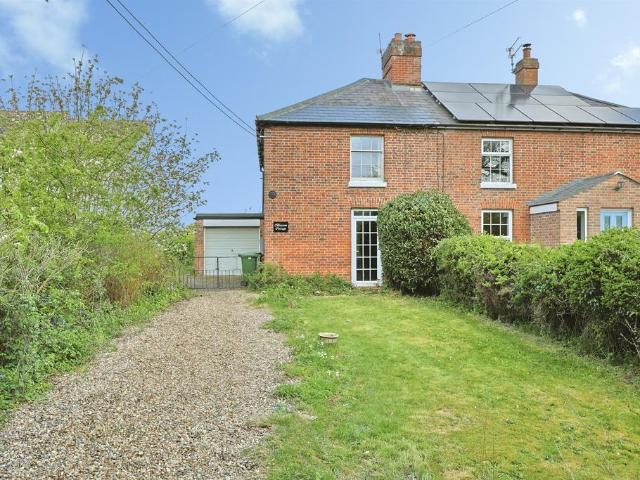 3 bedroom cottage for sale