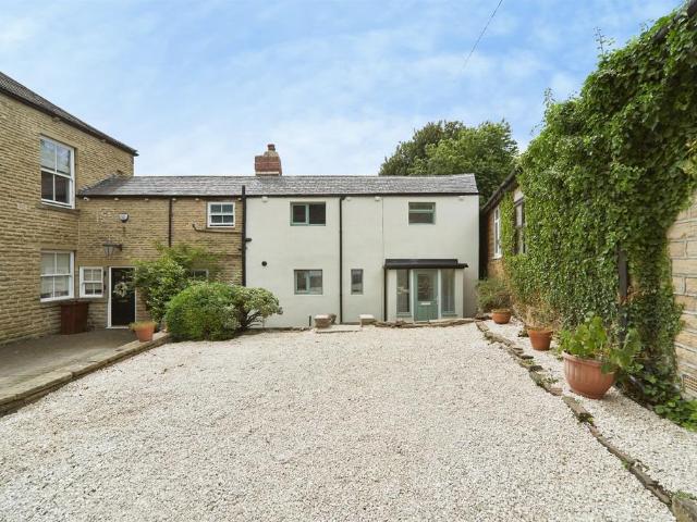 3 bedroom cottage for sale