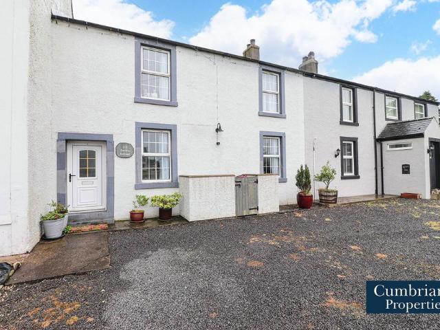 3 bedroom cottage for sale